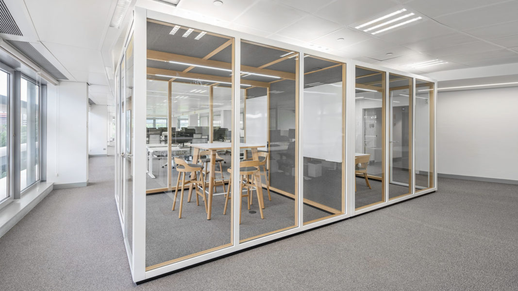 EVA Room 3x3 - Dynamobel - Fabricante de Mobiliario de Oficina