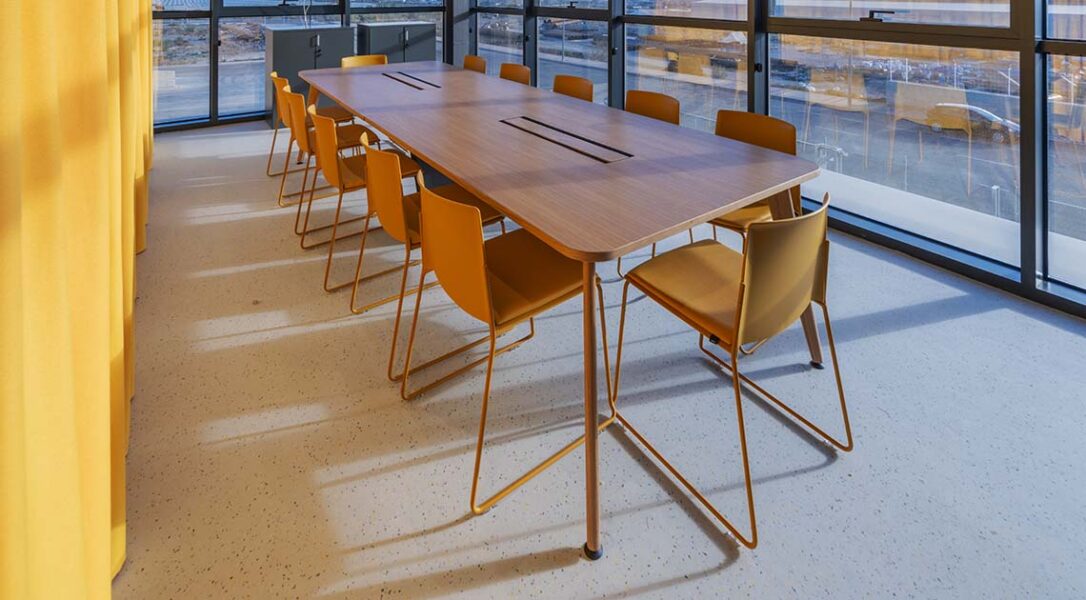 Reforma de oficinas Catman North - Dynamobel - Fabricante de Mobiliario ...